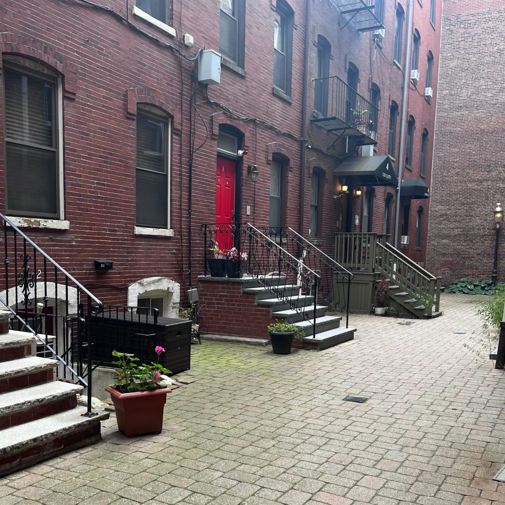 Staff – Page Turner Magazine